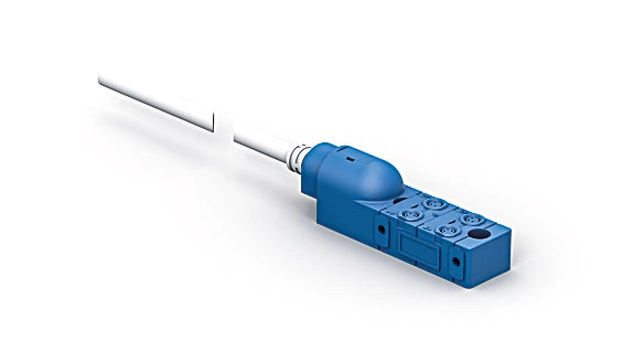 ZAA08R601 - IP67 Rated 3-Pin M8 Connection Box with 4 Ports ...
