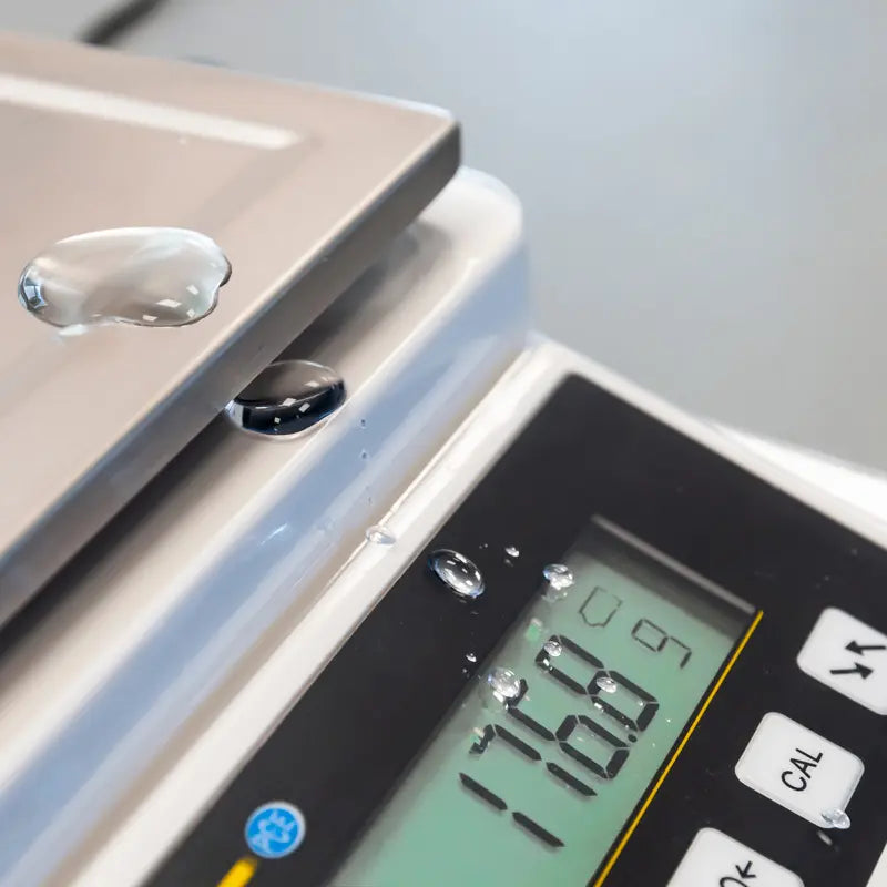 PCE-BSK 5100 - Portable Counting Scale with Backlit Display for Labs ...